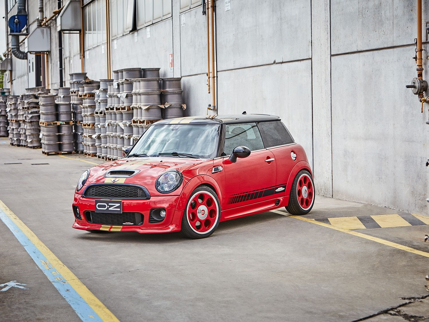 Галерея фотографий дисков для автомобиля от OZ RACING